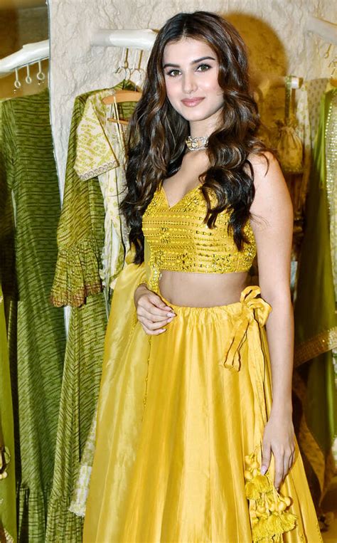 In Pics Tara Sutaria Looks As Pretty As A Peach In The Latest Clicks