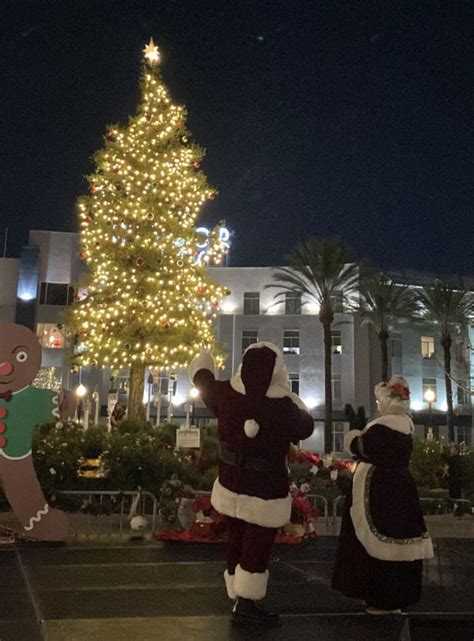 Guide To The Holidays In Anaheim And Orange County By Disneyland Tour Guide