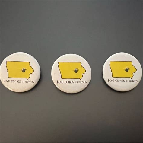 Accessories The Wave Button Set Poshmark