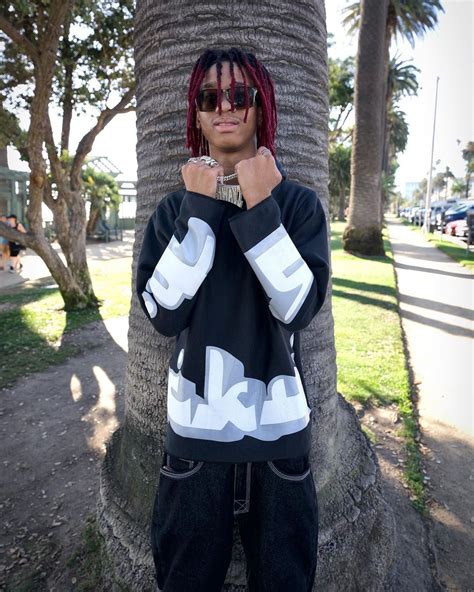 Kashdami Outfit From August 18 2022 Whats On The Star