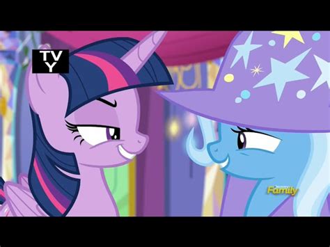 Mlp Trixie Et Twilight The Great And Powerful Trixie Clover Cries
