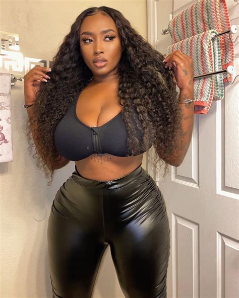 Onlyfans Lnkbio · Link In Bio