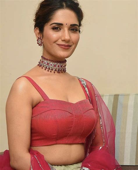 Pin By Nishant Gupta On Ruhani Sharma Stylish Sarees South Indian