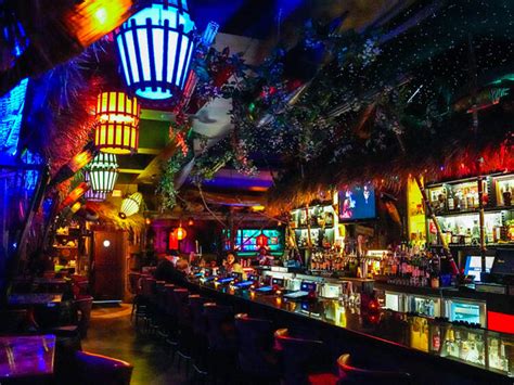 14 Best Bars In Vegas To Check Out Right Now According To Locals