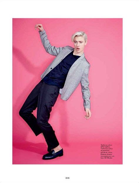 28 Men Style Pose Ideas Male Models Poses Model Poses Poses For Men