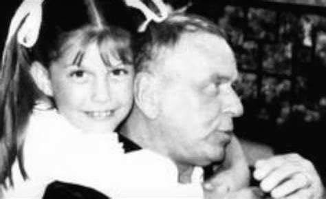 Amanda Kate Lambert Nancy Sinatra And Hugh Lambert Daughter Age