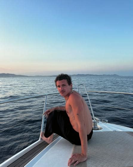 ¿quién Es Arón Piper El Actor Y Cantante Que Visita Hoy El Hormiguero