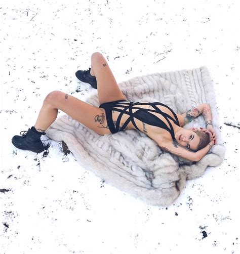 Showing Off Tattoos Even In Winter Porn Pic Eporner