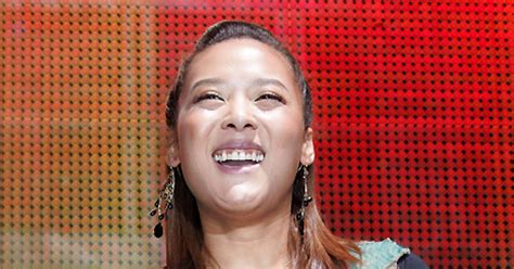 사진 윤미래 환한 미소와 함께