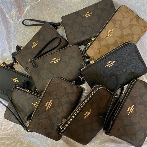 Coach小手拿包雙層的價格推薦 2021年4月 比價比個夠biggo