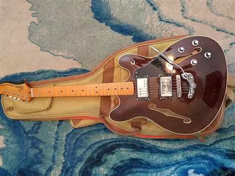 Squier Starcaster 2022 Walnut Reverb