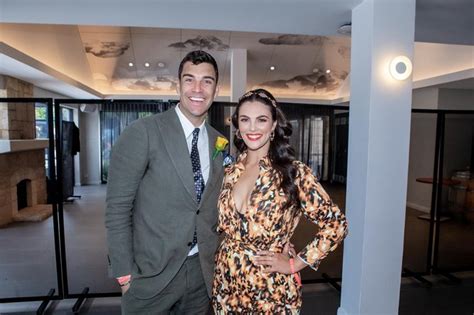 Melbourne Cup Love Island Star Natasha Webster Shines At Camfield Cup