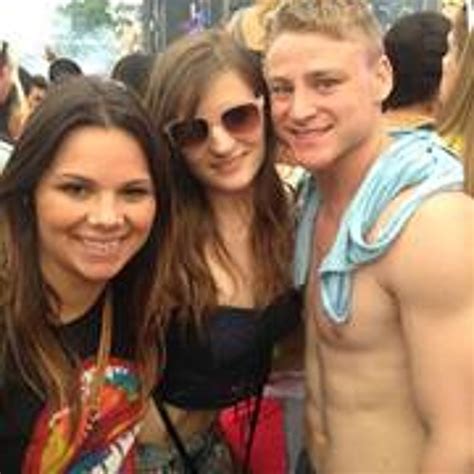 Stream Ian Sims 2 Music Listen To Songs Albums Playlists For Free