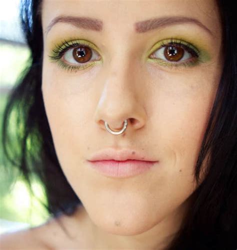 Septum Piercings Cost Pain Healing Time And Aftercare Yourtango
