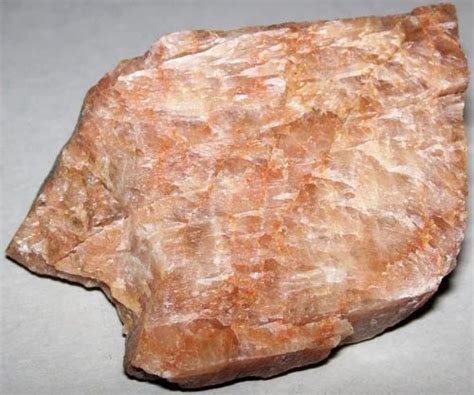 Brown Potassium Feldspar Lumps At ₹ 5000tonne पोटेशियम फेल्डस्पर लंप
