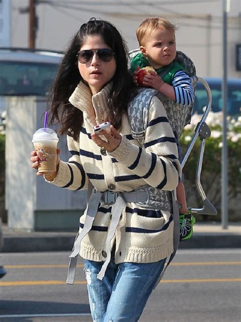 Selma Blair Photo 176 Of 410 Pics Wallpaper Photo 584343 Theplace