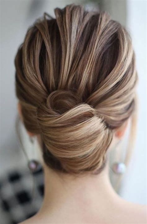 33 Elegant French Twist Updos To Get Inspired Weddingomania