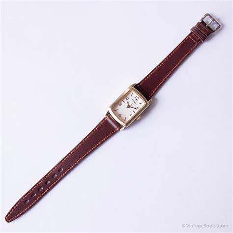 Vintage Rectangular Timex Watch Ladies Casual Analog Quartz Watch Vintage Radar