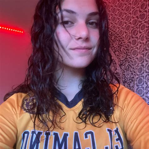 Sienna Johnsons Instagram Twitter And Facebook On Idcrawl