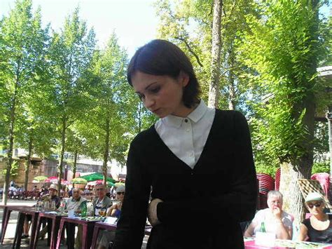 Darya Tkachenko 4 Fois Championne Du Monde En Simultanée à Bourges 18 Jeu De Dames 100