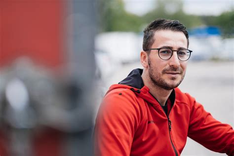 Maahanmuutto Irakilaisen Wisam Faisalin Tarina Apu