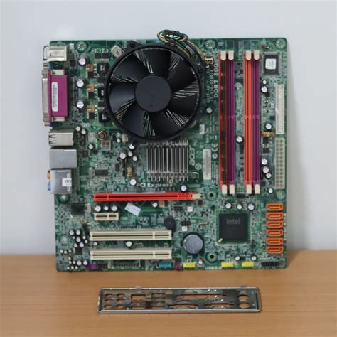 Acer Motherboard Q35t Am V 1 0a Socket 775 Cpu Intel คละ Ram 2gb พร้อมพัดลม ฝาฟลัง Shopee