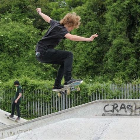 Alister Mckendrick Youtube