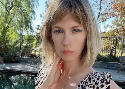 January Jones Opens Up About The Difficult Political Climate Im