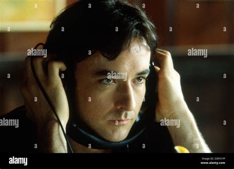 High Fidelity John Cusack 2000 Ph Melissa Moseley © Buena Vista