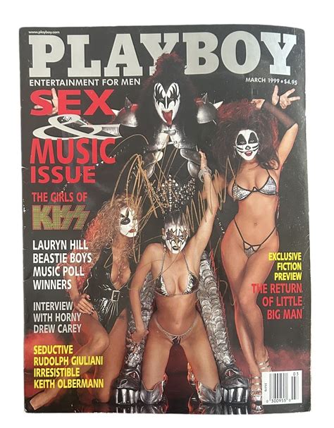 Gene Simmons Dei Kiss Firma La Rivista Playboy Charitystars
