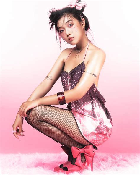 Em Xinh Say Hi Line Lyhan O T A J Hay Chi X Gu Th I Trang Th N O B O I N T Ti N