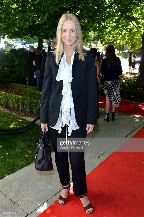 Kelly Rowan Legs Kelly Rowan