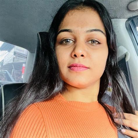 Dulanjali Hatharasinghe Youtube