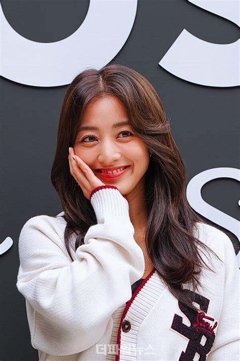 트와이스 지효 사랑스럽게