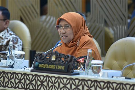 Saadiah Sampaikan Duka Mendalam Atas Tragedi Kebakaran Terra Drone E