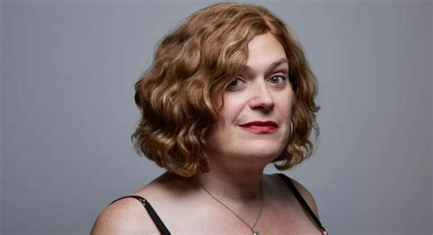 Első önálló Filmjén Dolgozik Lilly Wachowski Filmtekercshu