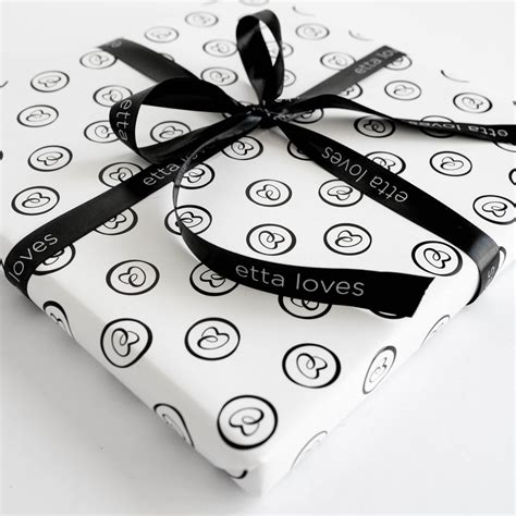 Collections Etta Loves