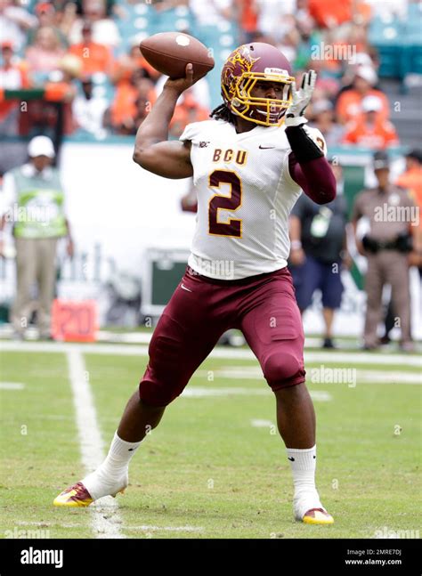 Bethune Cookman Quarterback Larry Brihm Jr 2 Passes During The First Half Of An Ncaa College