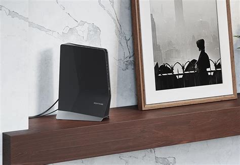 Nighthawk EAX Extender Stream WiFi Mesh Extender NETGEAR