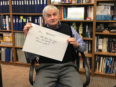 Im Seth Shostak And Im An Astronomer At Seti Looking For Evidence Of E T But Should We Send