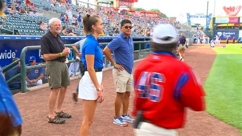 Today Shannon Ehrhardt Kcci Had Her First Live Shot And Threw The First