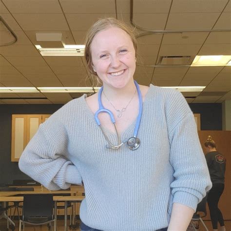 Madeline Van Cleave Patient Care Technician Loyola University Medical Center Linkedin