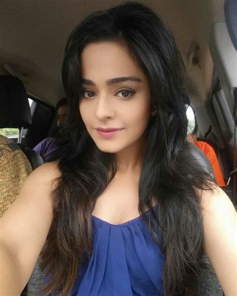 Apoorva Arora Wallpapers Top Free Apoorva Arora Backgrounds Wallpaperaccess