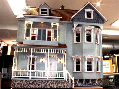 Vintage Assembled Country Victorian Dollhouse Mjd Dh002 The Little