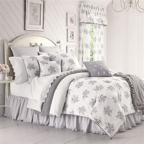 Gray And White Comforter Set