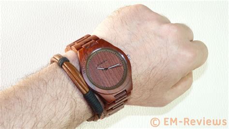 Wonbee Reloj De Pulsera De Madera De Sándalo Rojo Serie Rocoseum Para