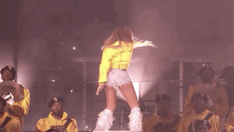 Beyonce Dancing 