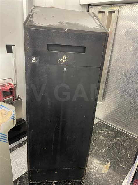 Dynamo Hs 1 Upright Arcade Empty Cabinet Coin Op Stuff
