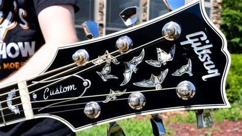 Release The Bats 2019 Gibson Custom Shop Bats In Flight Dreadnought