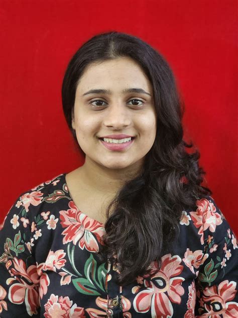 Ms Devika Redkar Vidyaprabodhini College Of Commerce Education